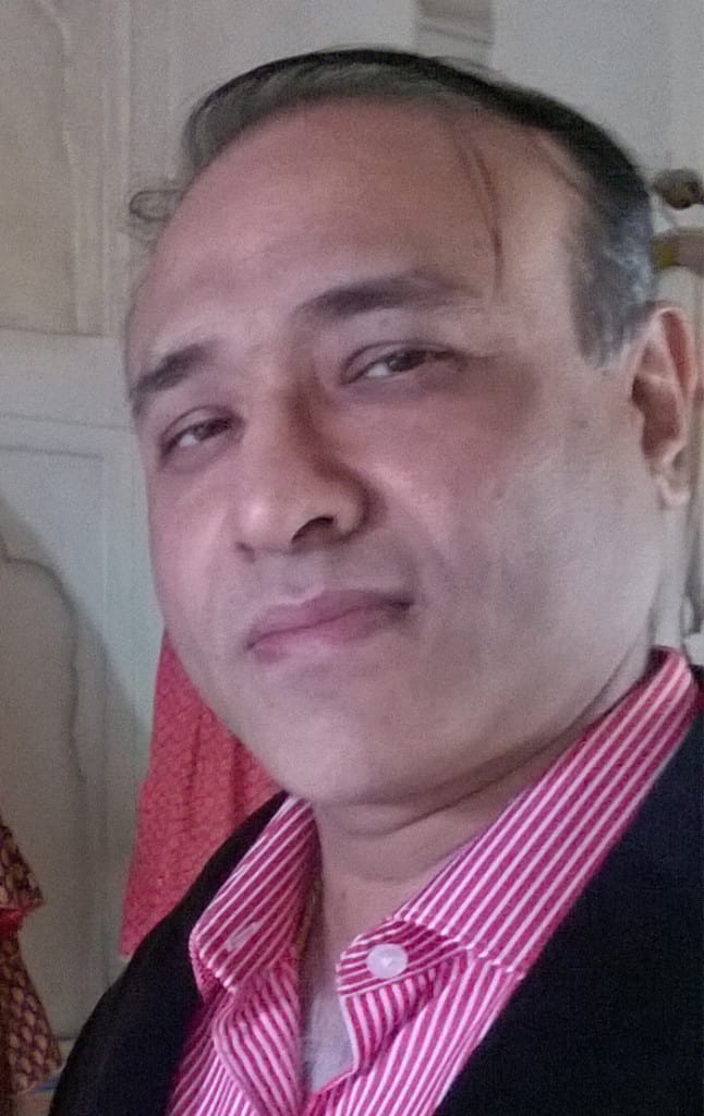 AMIT GARG, DIRECTOR, IQUBX (1).jpg - IQUBX